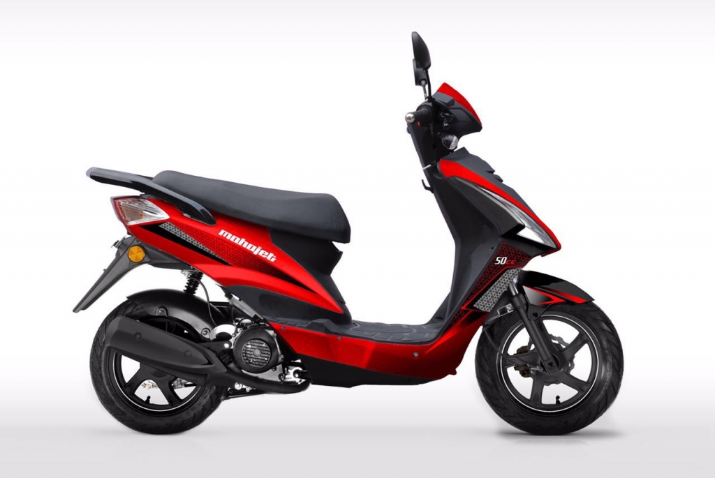 Les bonnes raisons de choisir un scooter 4T - Sports mécaniques